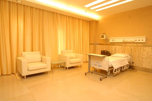 Photo gallery of Canadian Specialist Hospital - medical centers directory